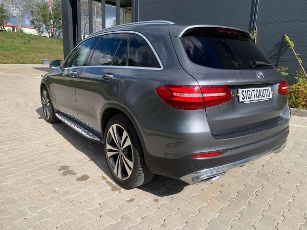 Мерседес ГЛЦ 250 2018 в Вильнюс на AUTOMOTO.COM.LV Серый Мерседес ГЛЦ 250 2018 в Вильнюс, объемом двигателя 2.14 л и пробегом 190 тыс. км за 15609 €, фото 6 на AUTOMOTO.COM.LV