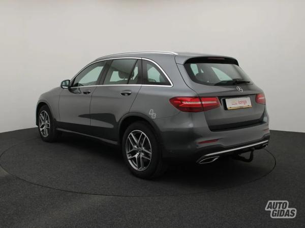 Grey Mercedes-Benz GLC 250 2019 in Vilnius, with an engine capacity of 2.10 L and mileage of 166 thousand km for 26699 €, photo 7 on AUTOMOTO.COM.LV