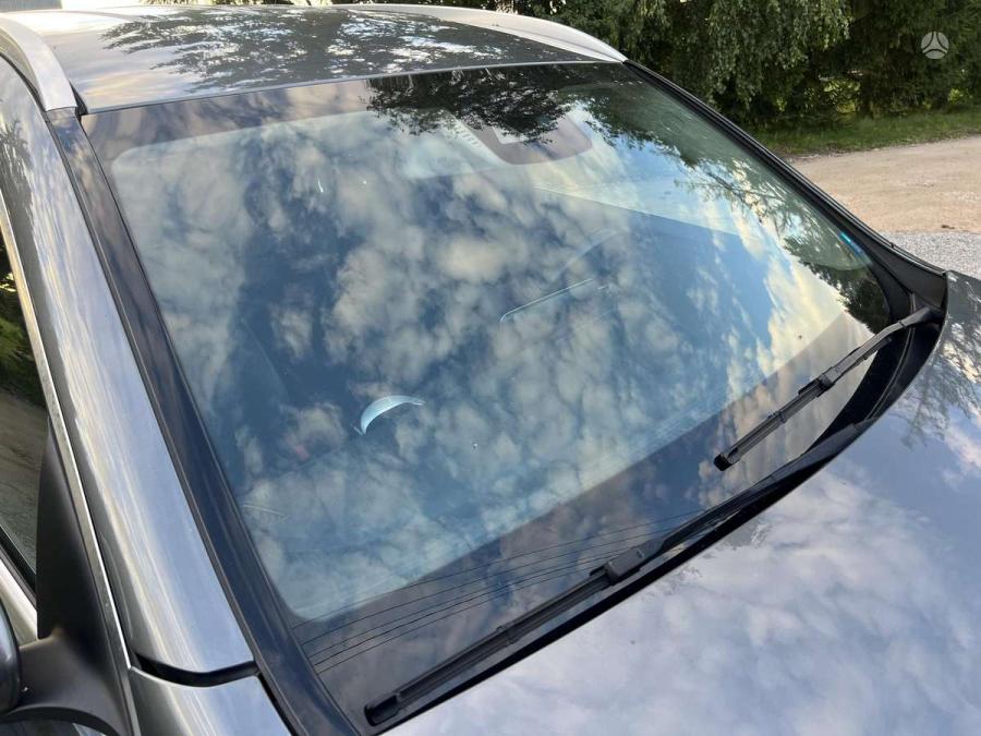 Grey Mercedes-Benz GLC 250 2019 in Kaunas, with an engine capacity of 2.14 L and mileage of 175 thousand km for 11350 €, photo 9 on AUTOMOTO.COM.LV