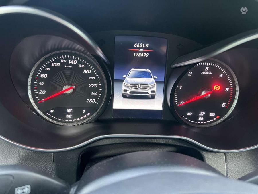 Grey Mercedes-Benz GLC 250 2019 in Kaunas, with an engine capacity of 2.14 L and mileage of 175 thousand km for 11350 €, photo 17 on AUTOMOTO.COM.LV