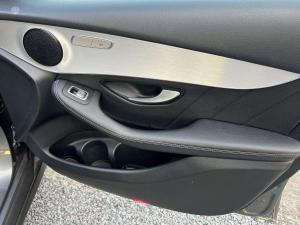 Grey Mercedes-Benz GLC 250 2019 in Kaunas, with an engine capacity of 2.14 L and mileage of 175 thousand km for 11350 €, photo 30 on AUTOMOTO.COM.LV