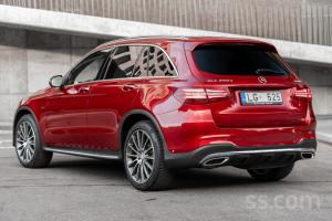 Sarkans Mercedes-Benz GLC 250 2016 Rīga, ar dzinēja tilpumu 2.20 L un nobraukumu 156 tūkst. km par 23790 €, foto 7 vietnē AUTOMOTO.COM.LV