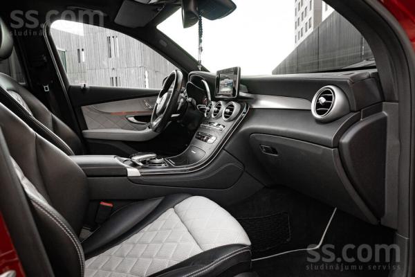 Red Mercedes-Benz GLC 250 2016 in Riga, with an engine capacity of 2.20 L and mileage of 156 thousand km for 23790 €, photo 9 on AUTOMOTO.COM.LV