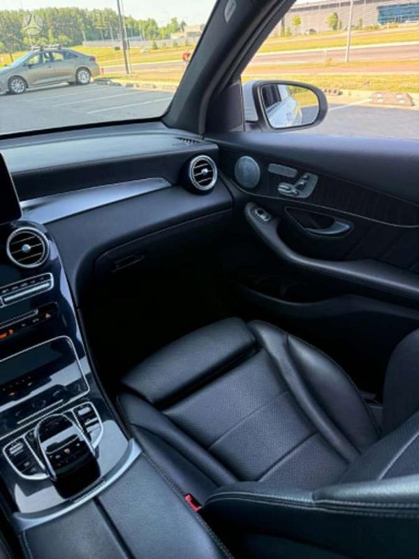 Balts Mercedes-Benz GLC 250 2015 Viļņa, ar dzinēja tilpumu 2.14 L un nobraukumu 420 tūkst. km par 13000 €, foto 4 vietnē AUTOMOTO.COM.LV