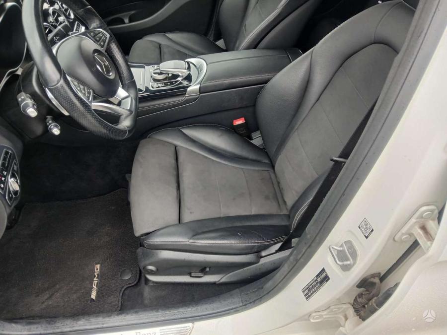 White Mercedes-Benz GLC 250 2015 in Kaunas, with an engine capacity of 2.14 L and mileage of 188 thousand km for 16800 €, photo 15 on AUTOMOTO.COM.LV