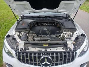 White Mercedes-Benz GLC 250 2015 in Kaunas, with an engine capacity of 2.14 L and mileage of 188 thousand km for 16800 €, photo 18 on AUTOMOTO.COM.LV