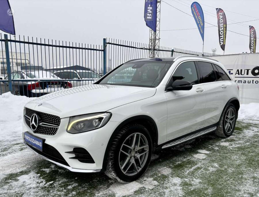 Balts Mercedes-Benz GLC 250 2016 Panevēža, ar dzinēja tilpumu 2.14 L un nobraukumu 229 tūkst. km par 18200 €, foto 2 vietnē AUTOMOTO.COM.LV