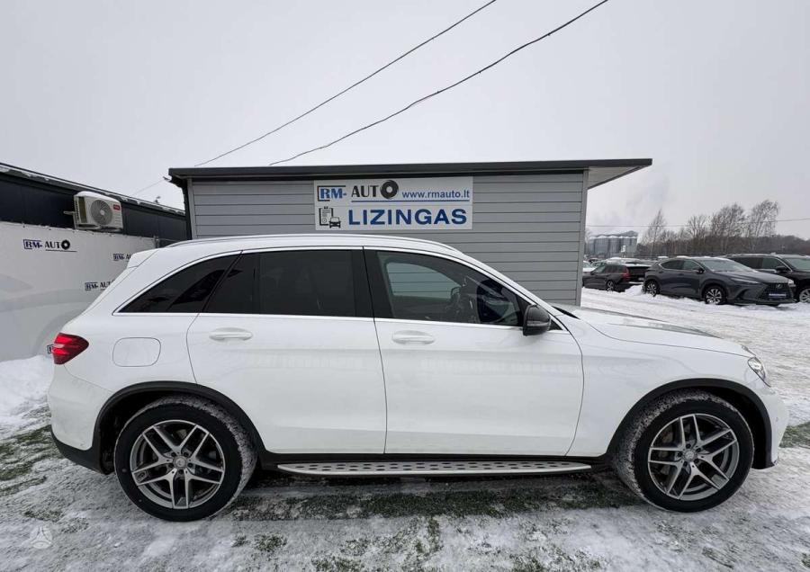 Balts Mercedes-Benz GLC 250 2016 Panevēža, ar dzinēja tilpumu 2.14 L un nobraukumu 229 tūkst. km par 18200 €, foto 5 vietnē AUTOMOTO.COM.LV