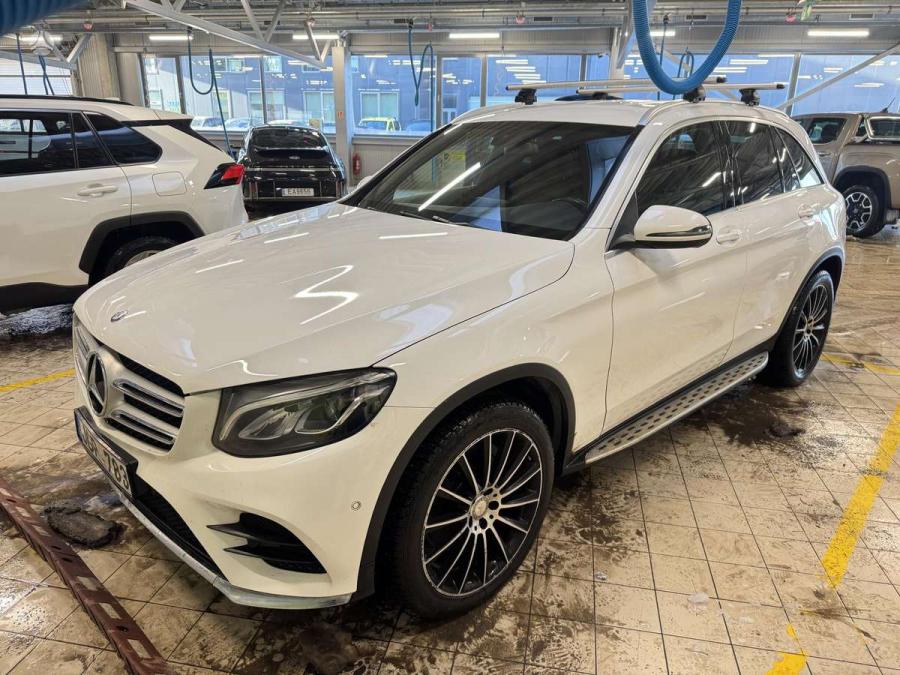 Balts Mercedes-Benz GLC 250 2016 Viļņa, ar dzinēja tilpumu 1.99 L un nobraukumu 200 tūkst. km par 19990 €, foto 2 vietnē AUTOMOTO.COM.LV