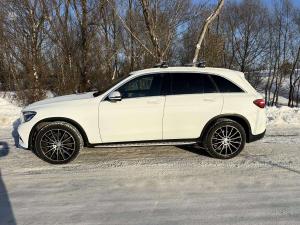 White Mercedes-Benz GLC 250 2016 in Vilnius, with an engine capacity of 1.99 L and mileage of 200 thousand km for 19850 €, photo 3 on AUTOMOTO.COM.LV