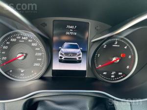 White Mercedes-Benz GLC 250 2016 in Riga, with an engine capacity of 2.20 L and mileage of 400 thousand km for 12900 €, photo 15 on AUTOMOTO.COM.LV