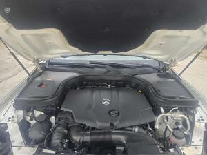 White Mercedes-Benz GLC 250 2017 in Vilnius, with an engine capacity of 0.00 L and mileage of 290 thousand km for 16300 €, photo 12 on AUTOMOTO.COM.LV