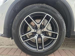 White Mercedes-Benz GLC 250 2017 in Vilnius, with an engine capacity of 0.00 L and mileage of 290 thousand km for 16300 €, photo 13 on AUTOMOTO.COM.LV