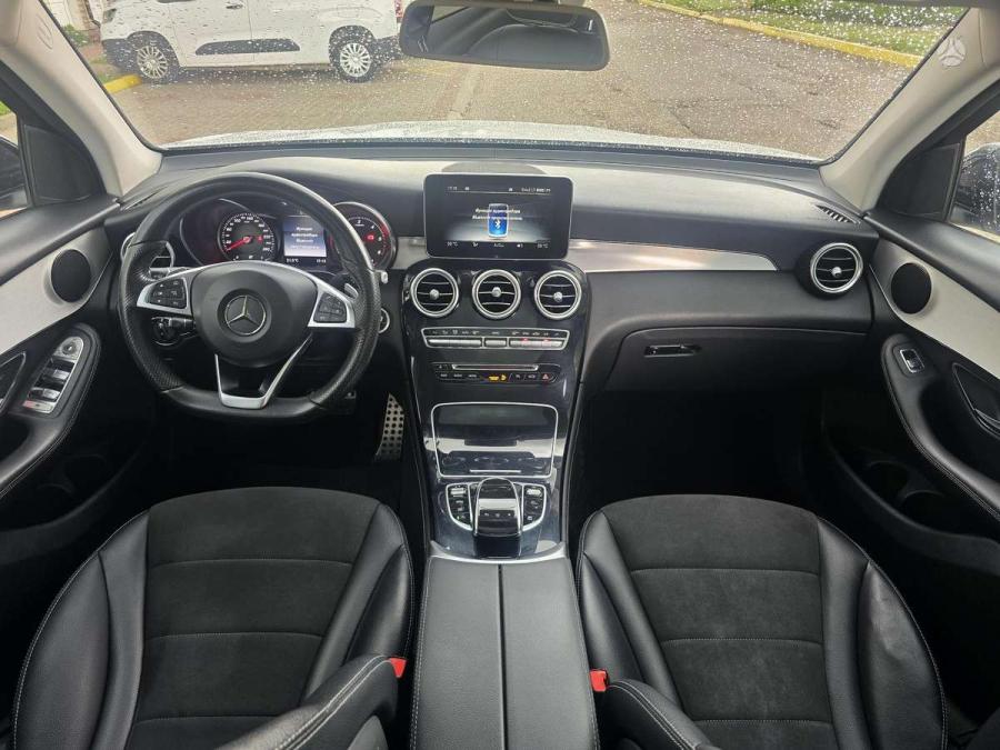 White Mercedes-Benz GLC 250 2017 in Vilnius, with an engine capacity of 0.00 L and mileage of 290 thousand km for 16300 €, photo 20 on AUTOMOTO.COM.LV