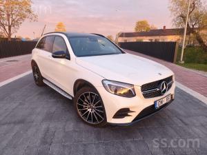 Balts Mercedes-Benz GLC 250 2018 Rīga, ar dzinēja tilpumu 2.20 L un nobraukumu 141 tūkst. km par 24357 €, foto  vietnē AUTOMOTO.COM.LV