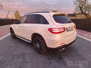 Balts Mercedes-Benz GLC 250 2018 Rīga, ar dzinēja tilpumu 2.20 L un nobraukumu 141 tūkst. km par 24357 €, foto 5 vietnē AUTOMOTO.COM.LV