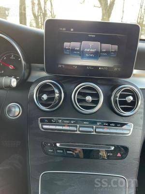 Balts Mercedes-Benz GLC 250 2018 Rīga, ar dzinēja tilpumu 2.20 L un nobraukumu 243 tūkst. km par 19500 €, foto 13 vietnē AUTOMOTO.COM.LV