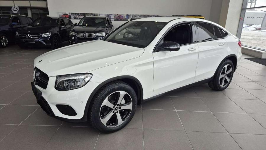 Balts Mercedes-Benz GLC 250 2019 Marijampole, ar dzinēja tilpumu 2.14 L un nobraukumu 118 tūkst. km par 31999 €, foto 2 vietnē AUTOMOTO.COM.LV