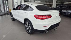 Balts Mercedes-Benz GLC 250 2019 Marijampole, ar dzinēja tilpumu 2.14 L un nobraukumu 118 tūkst. km par 31999 €, foto 4 vietnē AUTOMOTO.COM.LV
