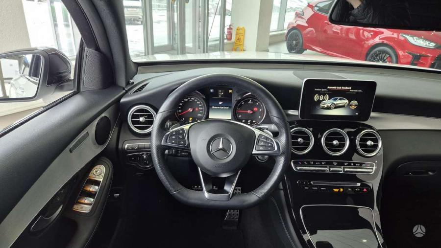 Balts Mercedes-Benz GLC 250 2019 Marijampole, ar dzinēja tilpumu 2.14 L un nobraukumu 118 tūkst. km par 31999 €, foto 23 vietnē AUTOMOTO.COM.LV