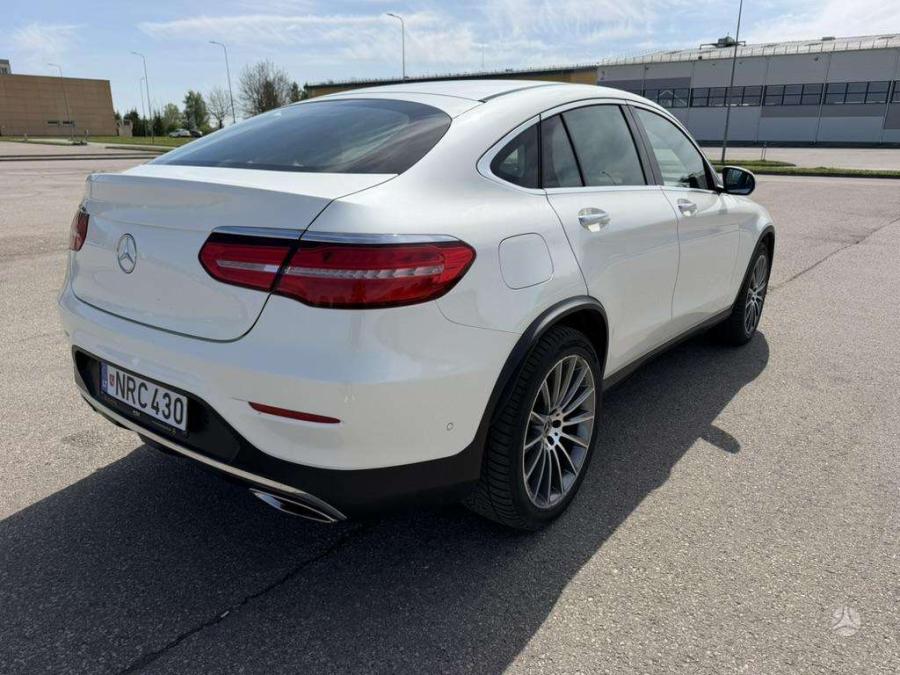 Balts Mercedes-Benz GLC 250 2017 Kauņa, ar dzinēja tilpumu 1.99 L un nobraukumu 142 tūkst. km par 22500 €, foto 7 vietnē AUTOMOTO.COM.LV