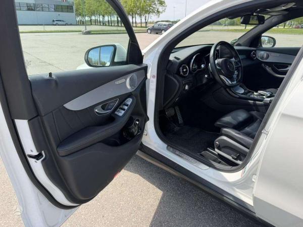 Balts Mercedes-Benz GLC 250 2017 Kauņa, ar dzinēja tilpumu 1.99 L un nobraukumu 142 tūkst. km par 22500 €, foto 10 vietnē AUTOMOTO.COM.LV