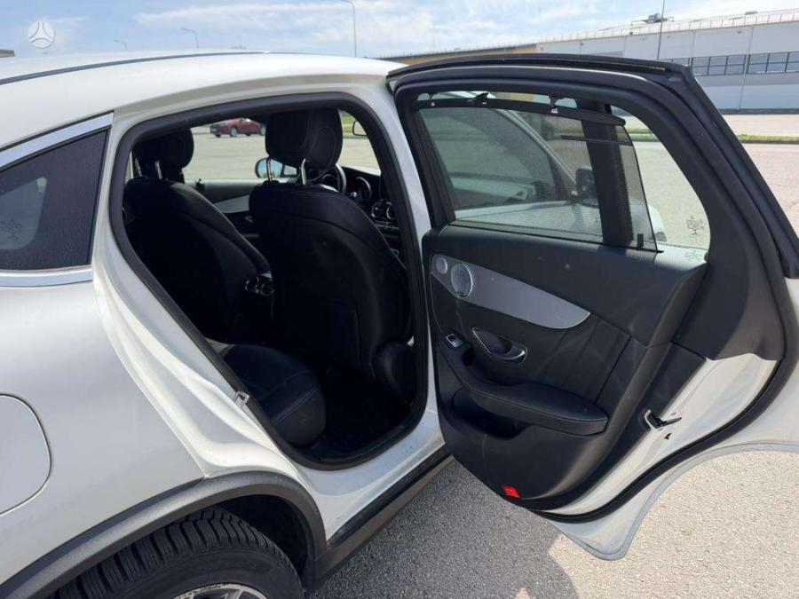 Balts Mercedes-Benz GLC 250 2017 Kauņa, ar dzinēja tilpumu 1.99 L un nobraukumu 142 tūkst. km par 22500 €, foto 13 vietnē AUTOMOTO.COM.LV