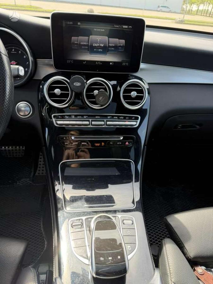 Balts Mercedes-Benz GLC 250 2017 Kauņa, ar dzinēja tilpumu 1.99 L un nobraukumu 142 tūkst. km par 22500 €, foto 15 vietnē AUTOMOTO.COM.LV