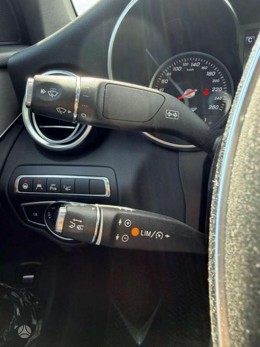 Balts Mercedes-Benz GLC 250 2017 Kauņa, ar dzinēja tilpumu 1.99 L un nobraukumu 142 tūkst. km par 22500 €, foto 19 vietnē AUTOMOTO.COM.LV