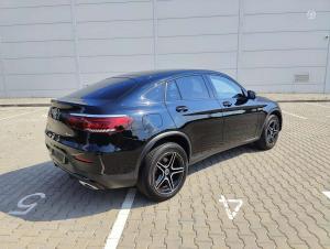 Melns Mercedes-Benz GLC 300 2021 Kauņa, ar dzinēja tilpumu 2.00 L un nobraukumu 141 tūkst. km par 36700 €, foto 5 vietnē AUTOMOTO.COM.LV