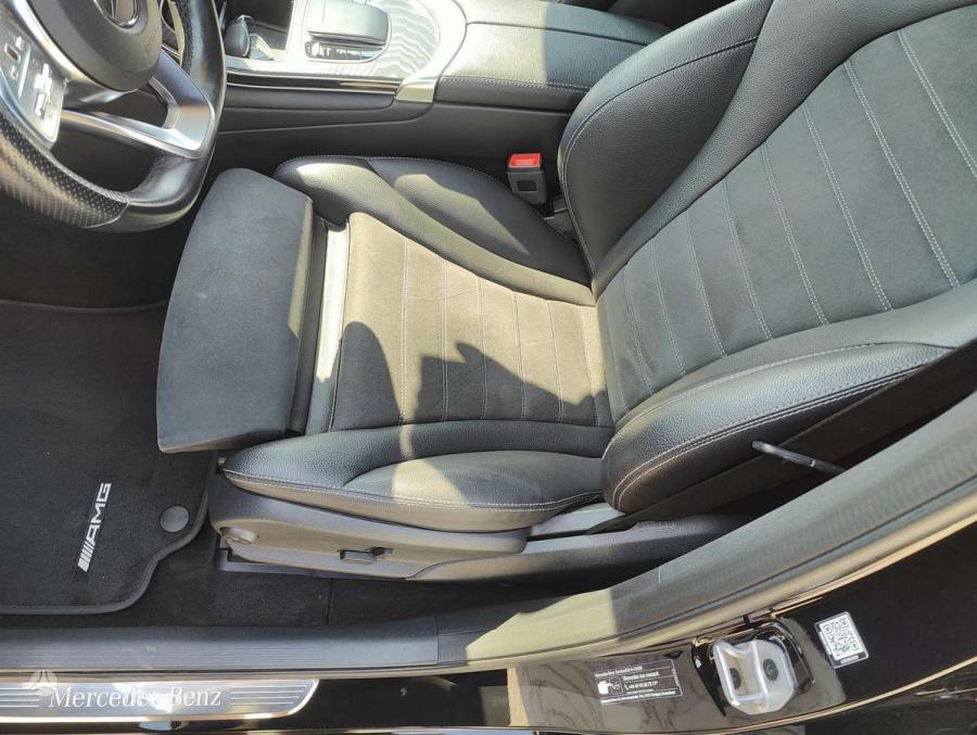 Melns Mercedes-Benz GLC 300 2021 Kauņa, ar dzinēja tilpumu 2.00 L un nobraukumu 141 tūkst. km par 36700 €, foto 14 vietnē AUTOMOTO.COM.LV