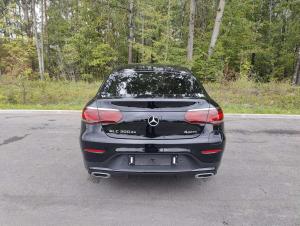 Melns Mercedes-Benz GLC 300 2021 Kauņa, ar dzinēja tilpumu 2.00 L un nobraukumu 140 tūkst. km par 32999 €, foto 6 vietnē AUTOMOTO.COM.LV