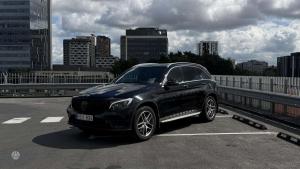 Melns Mercedes-Benz GLC 300 2016 Viļņa, ar dzinēja tilpumu 1.99 L un nobraukumu 196 tūkst. km par 19800 €, foto  vietnē AUTOMOTO.COM.LV