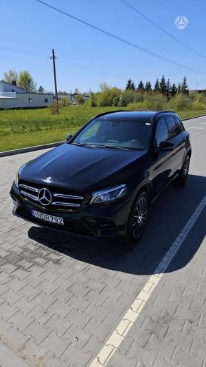 Melns Mercedes-Benz GLC 300 2018 Palanga, ar dzinēja tilpumu 1.99 L un nobraukumu 230 tūkst. km par 18000 €, foto 6 vietnē AUTOMOTO.COM.LV