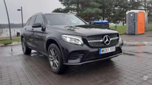 Melns Mercedes-Benz GLC 300 2019 Telšiai, ar dzinēja tilpumu 2.00 L un nobraukumu 86 tūkst. km par 22400 €, foto 6 vietnē AUTOMOTO.COM.LV