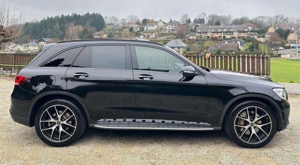 Melns Mercedes-Benz GLC 300 2019 Kauņa, ar dzinēja tilpumu 2.00 L un nobraukumu 245 tūkst. km par 26500 €, foto 8 vietnē AUTOMOTO.COM.LV
