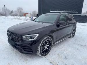 Melns Mercedes-Benz GLC 300 2019 Kauņa, ar dzinēja tilpumu 2.00 L un nobraukumu 246 tūkst. km par 26500 €, foto  vietnē AUTOMOTO.COM.LV