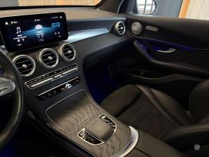 Черный Мерседес GLC 300 2020 в Каунас, объемом двигателя 1.99 л и пробегом 155 тыс. км за 31990 €, фото 20 на AUTOMOTO.COM.LV