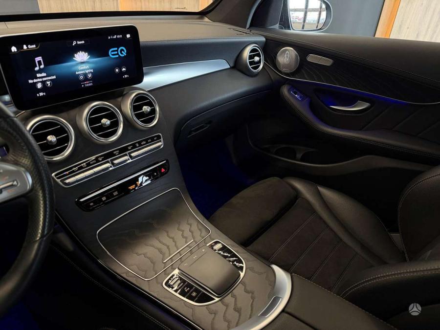 Черный Мерседес GLC 300 2020 в Каунас, объемом двигателя 1.99 л и пробегом 155 тыс. км за 31990 €, фото 20 на AUTOMOTO.COM.LV