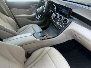 Melns Mercedes-Benz GLC 300 2020 Šauļi, ar dzinēja tilpumu 2.00 L un nobraukumu 105 tūkst. km par 27000 €, foto 15 vietnē AUTOMOTO.COM.LV
