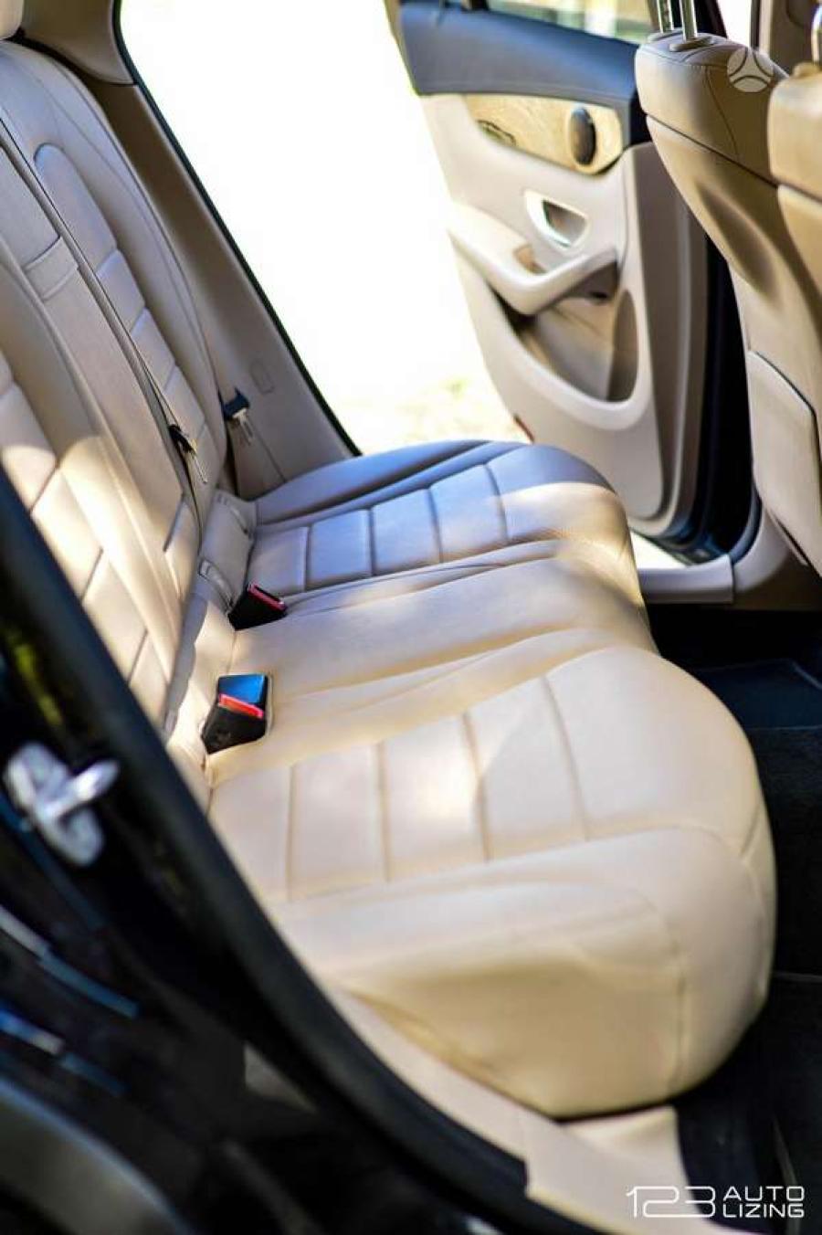 Melns Mercedes-Benz GLC 300 2020 Kretinga, ar dzinēja tilpumu 2.00 L un nobraukumu 102 tūkst. km par 28650 €, foto 15 vietnē AUTOMOTO.COM.LV