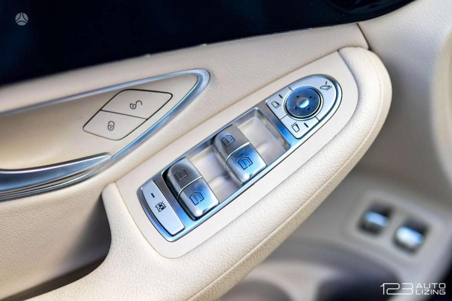 Melns Mercedes-Benz GLC 300 2020 Kretinga, ar dzinēja tilpumu 2.00 L un nobraukumu 102 tūkst. km par 28650 €, foto 23 vietnē AUTOMOTO.COM.LV