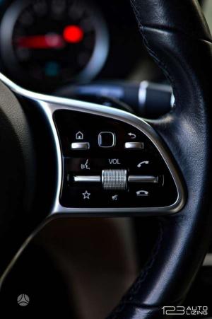 Melns Mercedes-Benz GLC 300 2020 Kretinga, ar dzinēja tilpumu 2.00 L un nobraukumu 102 tūkst. km par 28650 €, foto 31 vietnē AUTOMOTO.COM.LV
