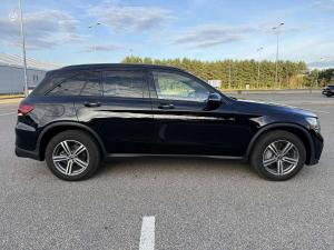 Черный Мерседес GLC 300 2020 в Вильнюс, объемом двигателя 1.99 л и пробегом 94 тыс. км за 26000 €, фото 8 на AUTOMOTO.COM.LV