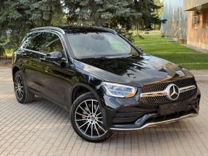 Melns Mercedes-Benz GLC 300 2020 Kauņa, ar dzinēja tilpumu 1.99 L un nobraukumu 150 tūkst. km par 19900 €, foto  vietnē AUTOMOTO.COM.LV