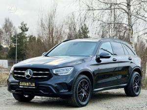 Melns Mercedes-Benz GLC 300 2021 Šauļi, ar dzinēja tilpumu 2.00 L un nobraukumu 175 tūkst. km par 30900 €, foto 19 vietnē AUTOMOTO.COM.LV