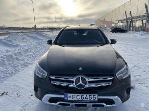 Black Mercedes-Benz GLC 300 2021 in Panevezys, with an engine capacity of 1.99 L and mileage of 156 thousand km for 32500 €, photo  on AUTOMOTO.COM.LV