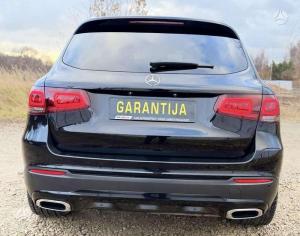 Melns Mercedes-Benz GLC 300 2021 Šauļi, ar dzinēja tilpumu 2.00 L un nobraukumu 175 tūkst. km par 30900 €, foto 6 vietnē AUTOMOTO.COM.LV