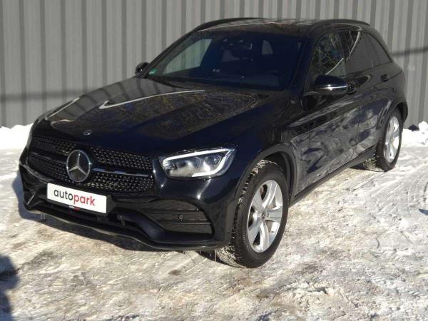 Melns Mercedes-Benz GLC 300 2021 Viļņa, ar dzinēja tilpumu 1.95 L un nobraukumu 156 tūkst. km par 37000 €, foto 1 vietnē AUTOMOTO.COM.LV