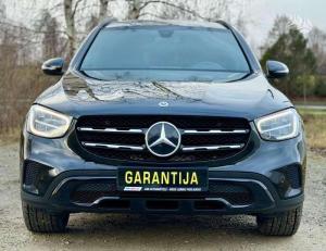 Black Mercedes-Benz GLC 300 2021 in Siauliai, with an engine capacity of 2.00 L and mileage of 175 thousand km for 29999 €, photo 5 on AUTOMOTO.COM.LV